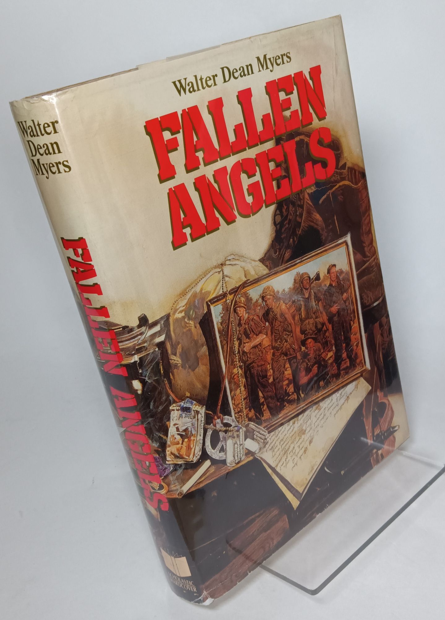 Fallen Angels | Walter Dean MYERS | 1st edition